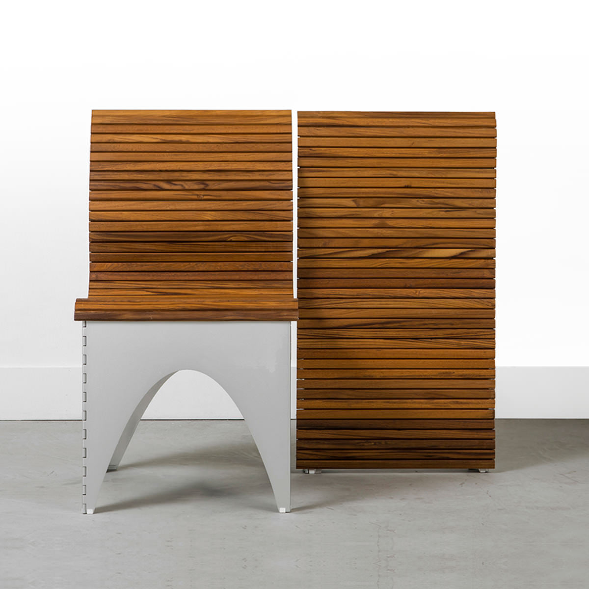 Ollie Chair – RockPaperRobot